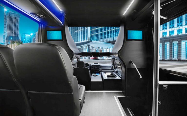 Luxury Coaches - Global Limousine Services | Luxury Transportation ...